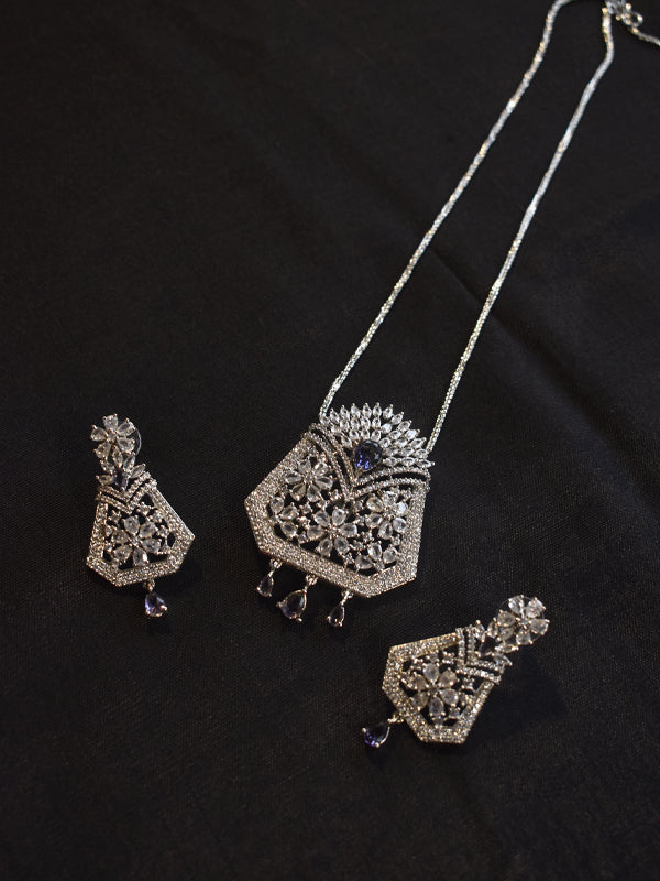 Ad Pendant Set Silver Chain Peach Tassels